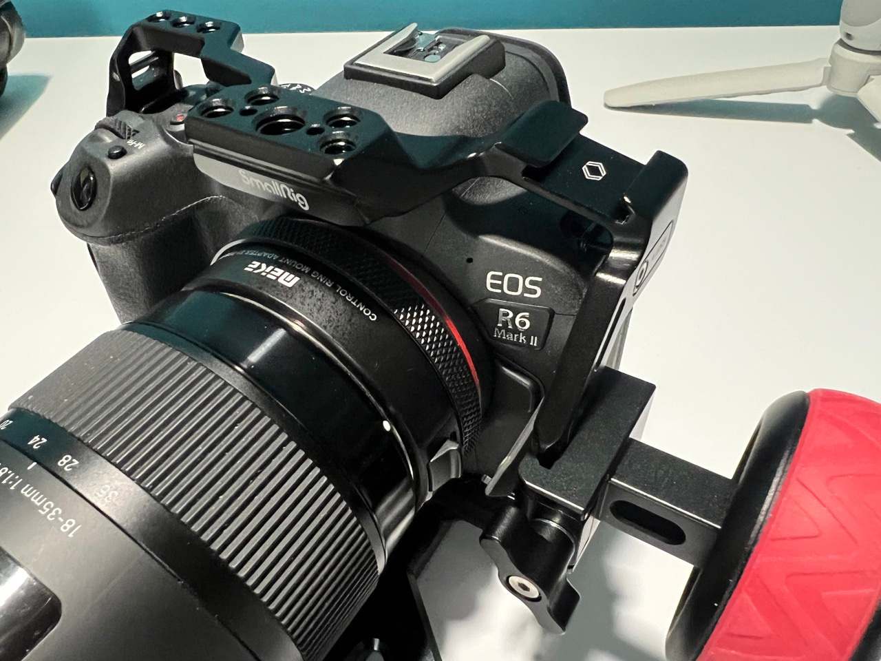 Objektive der Fremdhersteller für RF System - Canon EOS R News ...